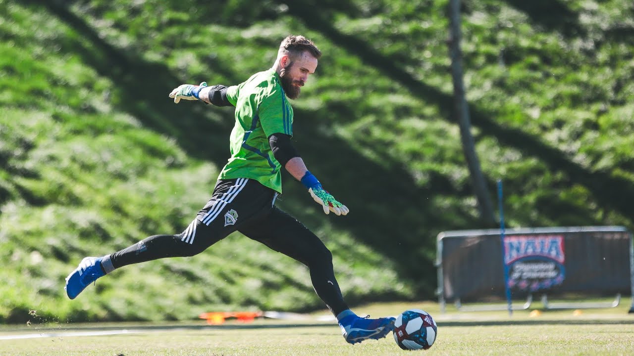 Interview: Stefan Frei on the younger goalkeepers - YouTube