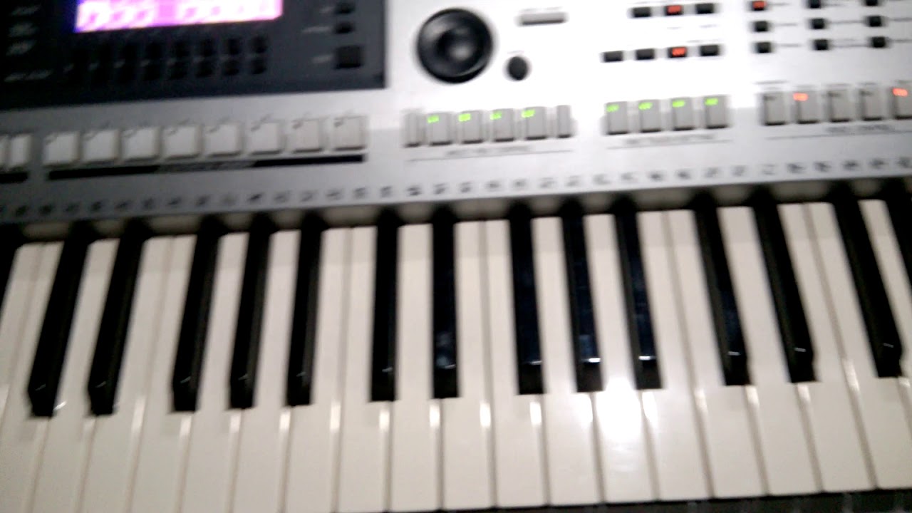 Breve apresentação Yamaha PSR-S700 - YouTube