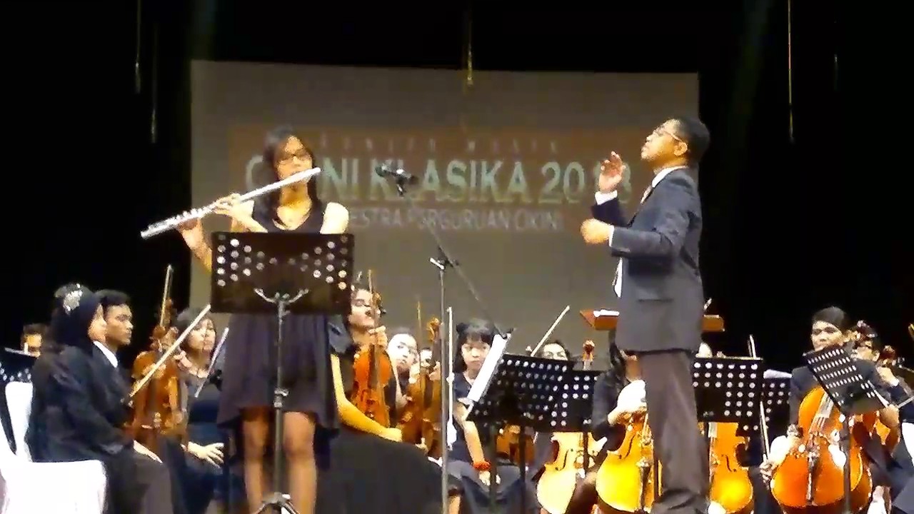 Cikini Klasika 2013- "Minuet from L'Arsienne Suite No 2" George Bizet ...