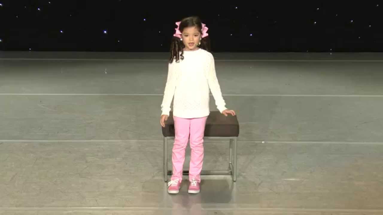 Jaynee-Lynne sings "Sing Your Own Song" from 'Dear Edwina' - YouTube