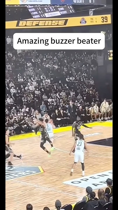Amazing buzzer beater - YouTube