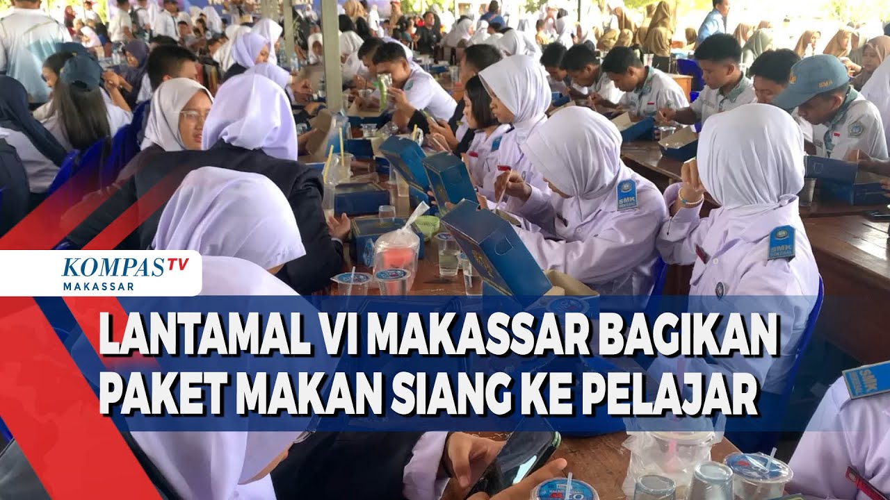 Lantamal VI Makassar Bagikan Paket Makan Siang Ke Pelajar - YouTube