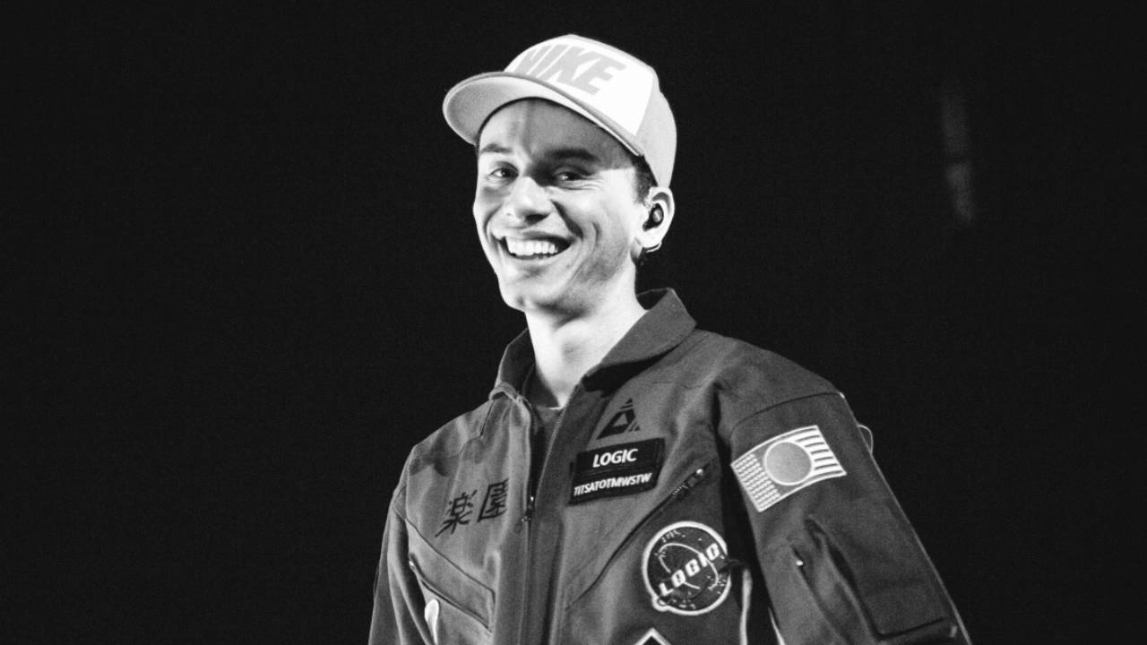 Logic - 44 Bars (Slowed) - YouTube