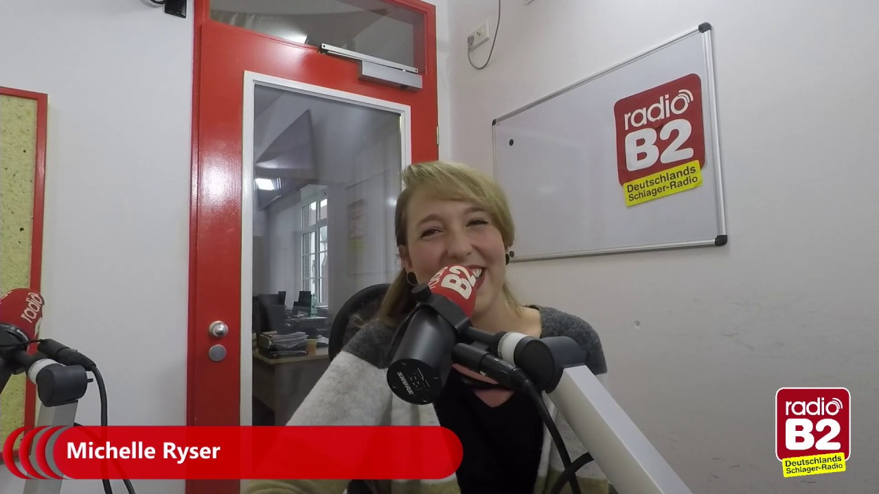 Die Schweizerin Michelle Ryser stellt bei radio B2 ihr aktuelles Doppel ...