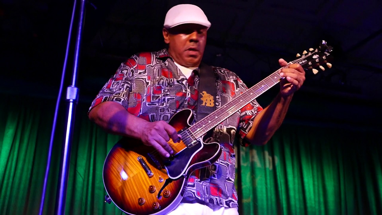 Ronnie Baker Brooks - Take me Witcha/Sweet Home Chicago - 6/16/17 Rams ...