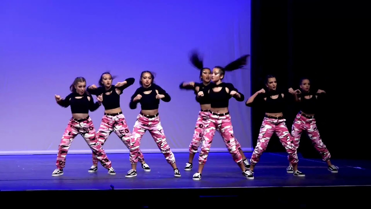 QUEENS - 12 - 14 years Academy of Dance - Dance World Cup 2019 - YouTube