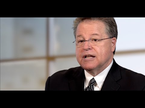 What makes IntelliAxis Refractive Capsulorhexis® so precise - YouTube