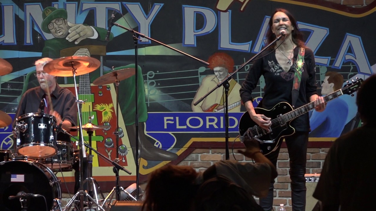 Nancy Luca Band - Funk 49 - YouTube