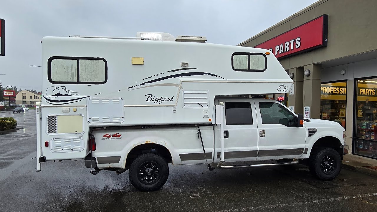 Taking a look at our new Bigfoot camper! - YouTube