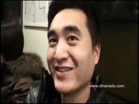 Puluhan Cewek telanjang Cuma Pake Celana Dalam Di Kereta - YouTube.flv