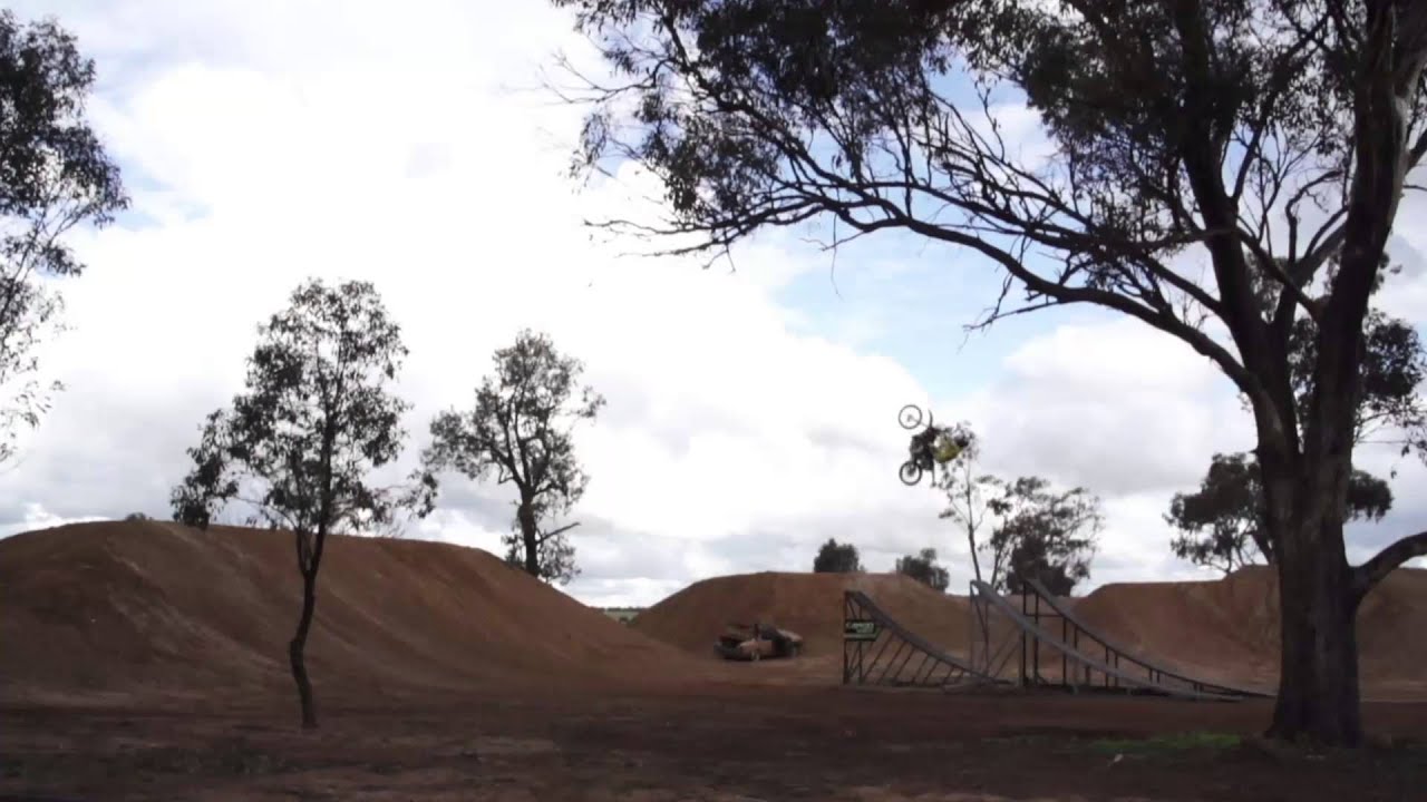 Rob Adelberg is the 2013 Freerider MX Australian FMX Rider Of The Year ...