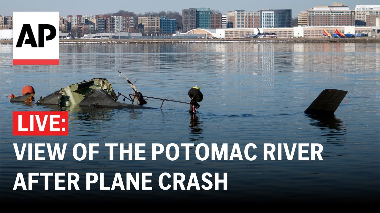 LIVE: View of the Potomac River after plane crash near D.C. - YouTube