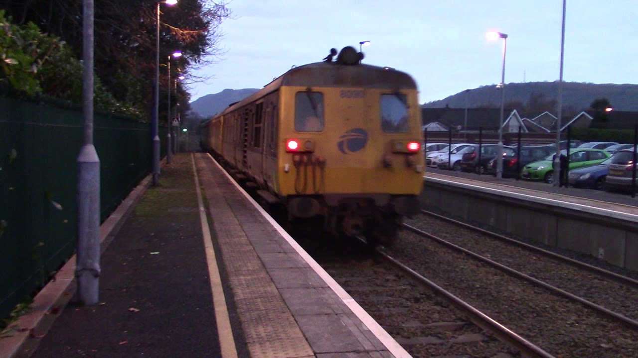 NIR 80 Class Sandite Train - Jordanstown - 28/11/16 - YouTube
