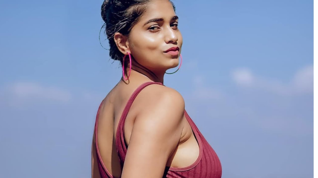 Pratika sood 📸- #shorts #youtubeshorts #pratikasood #viralvideo #youtubevideo - YouTube