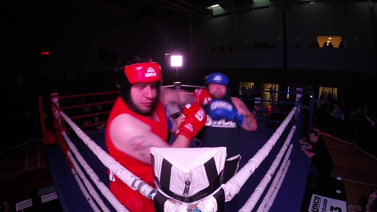 Ultra White Collar Boxing | Basildon | Martin Barbouti VS Zak Neave ...