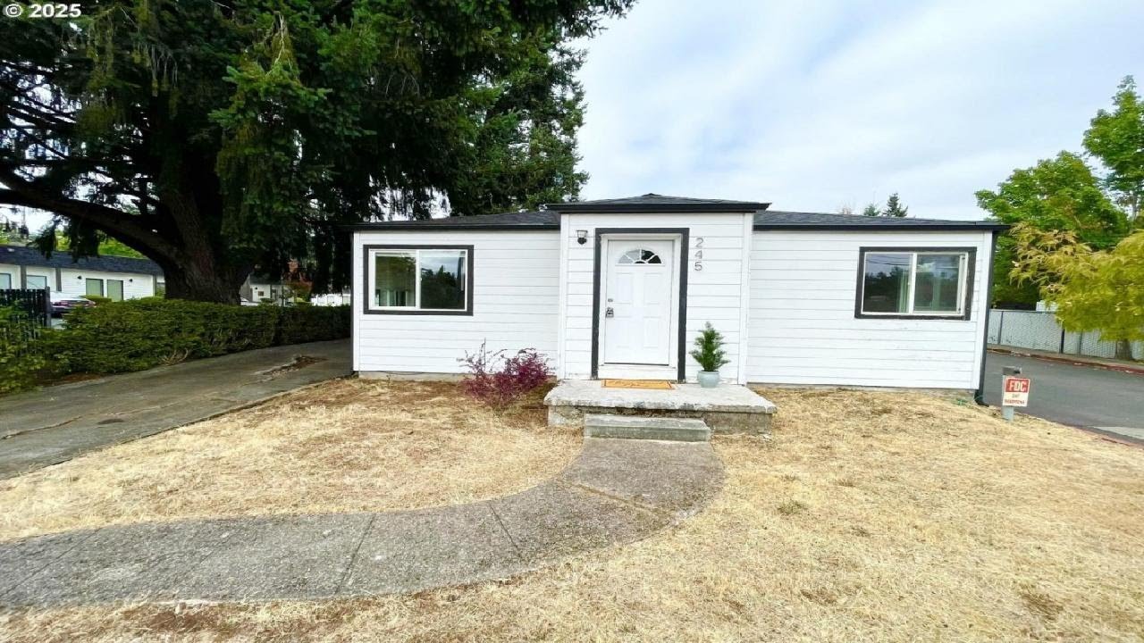 245 MADRONA AVE, Salem, OR Presented by Julia Coates. - YouTube