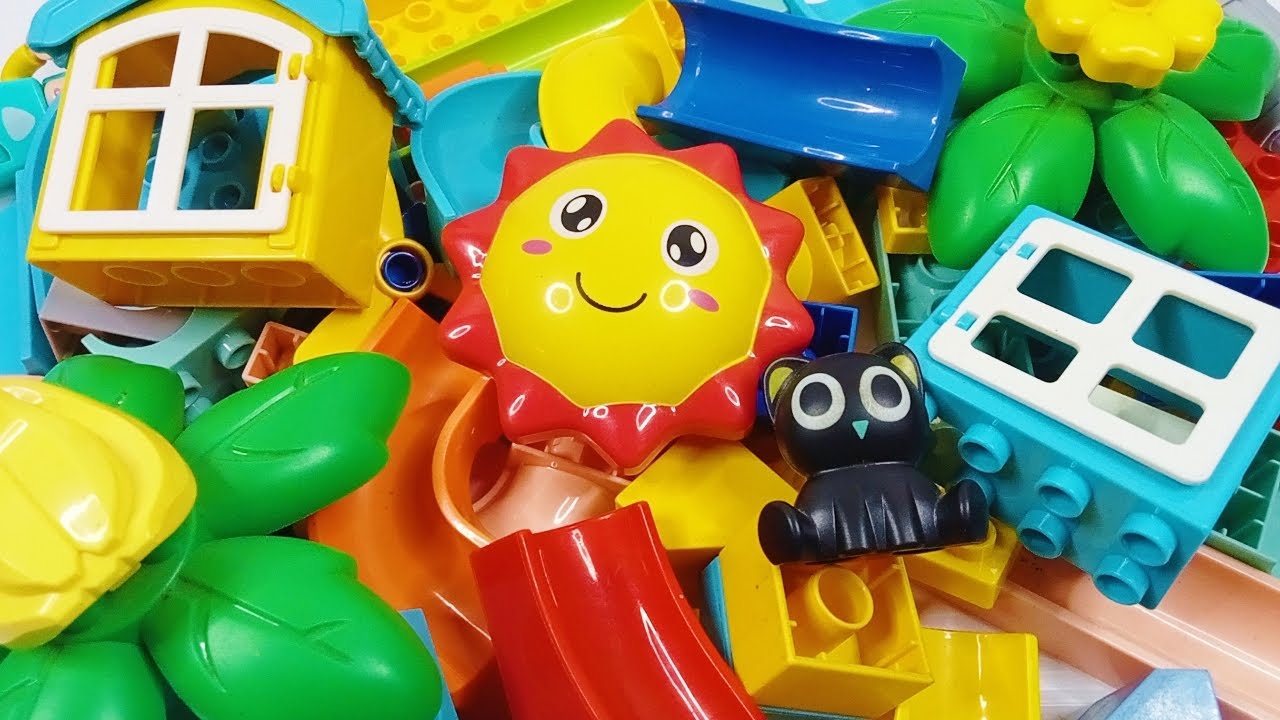 Satisfying building block marble run ☆ Build an exciting and easy ...