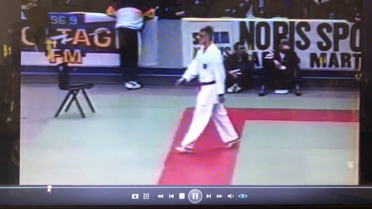 MULOLO Jeannot 🇧🇪 @ WKF Open de Paris 🇫🇷1998 - YouTube