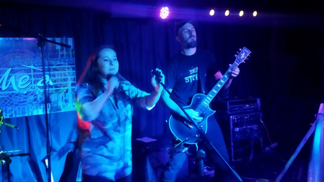 Sygryda Storrada - Człowiek 06/11/2022 Muzyczna Meta, Częstochowa - YouTube