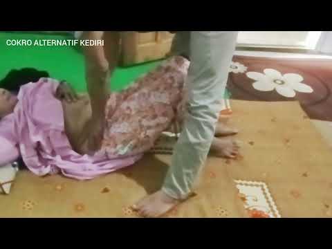 Urut perut Tante Indri #COKRO ALTERNATIF KEDIRI
