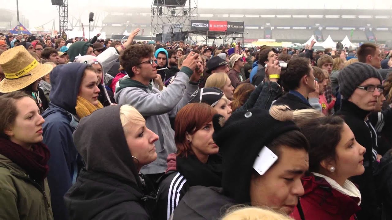 Dizzee Rascal - Bassline Junkie Live @ Rock am Ring 2013 - YouTube