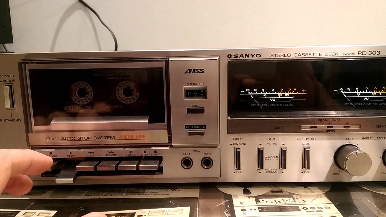 SANYO RD-303 TAPE DECK. - YouTube