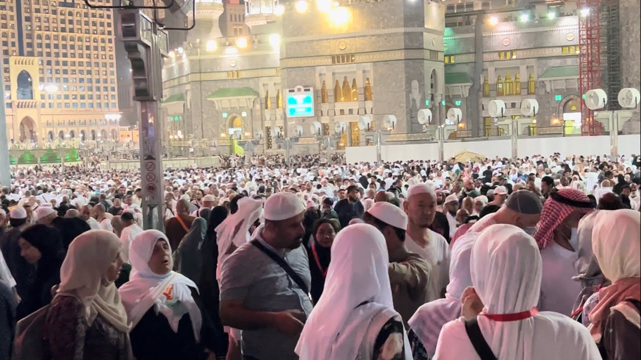 Esha Prayar In Haram Shareef - YouTube