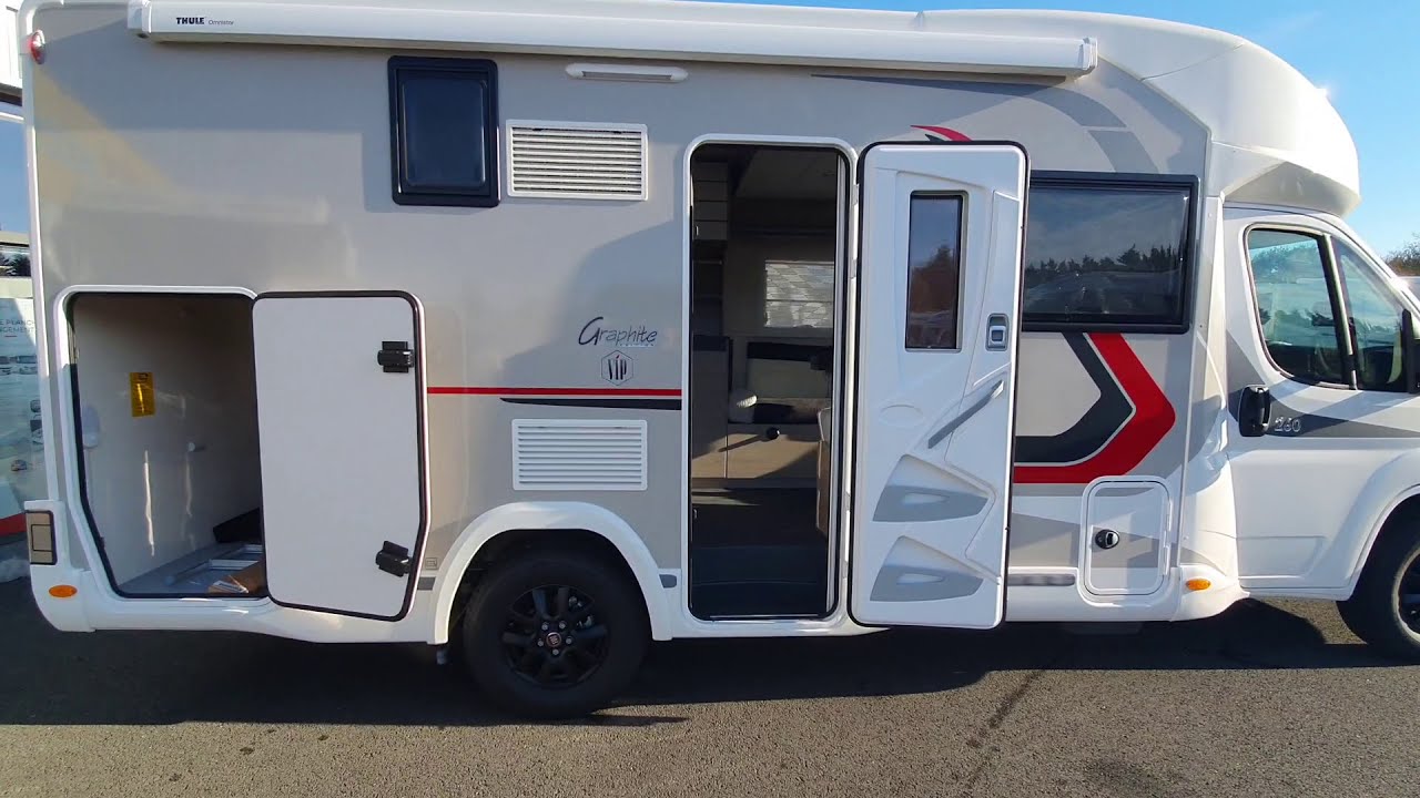 CHALLENGER 260 GRAPHITE VIP - YouTube