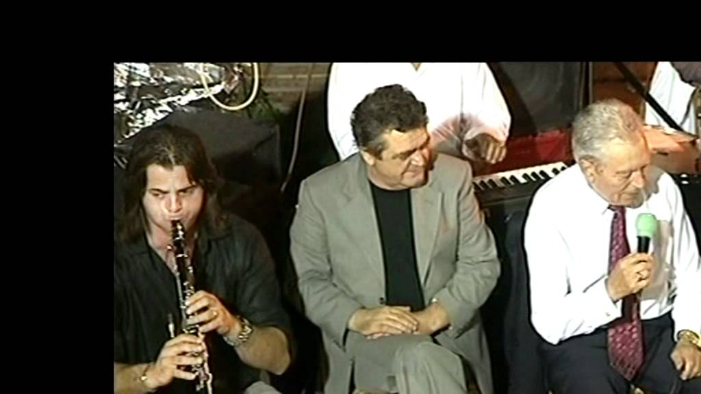 ΧΑΡΙΤΩΜΕΝΗ ΣΥΝΤΡΟΦΙΑ ΤΣΑΟΥΣΗΣ.mpg - YouTube