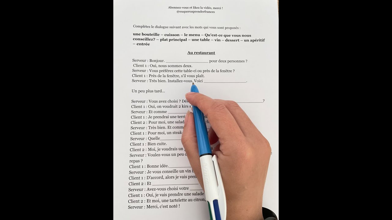 Exercice de français : texte à compléter : au restaurant - YouTube