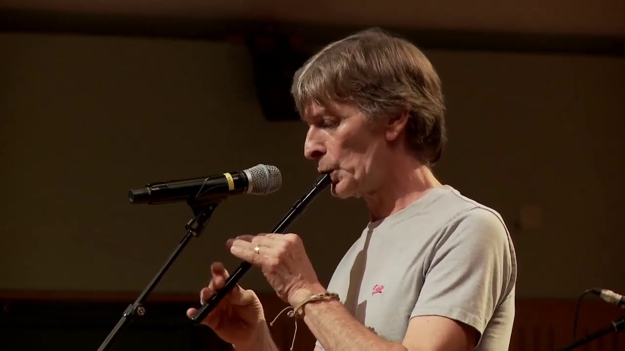 Piper to the End with Seán Keane and the RTÉ Concert Orchestra - YouTube