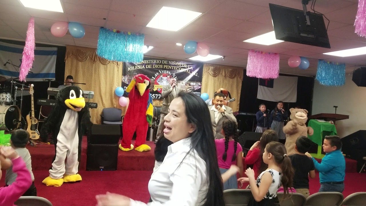 Último servicio de niños en IDDPMI #1 (Payasito Escobin) - YouTube