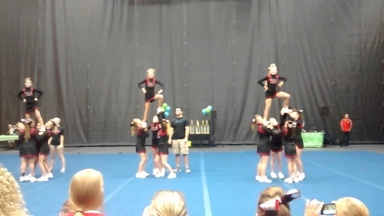 Grace cheer city competition - YouTube
