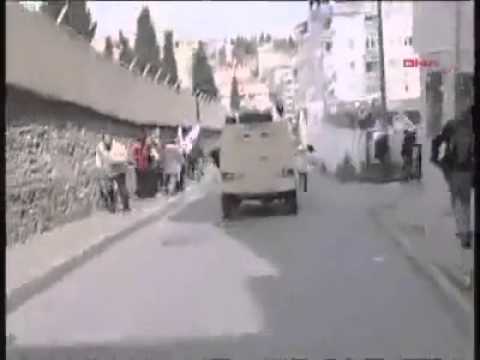 Türk Askerinden Pkk'lılara komik Anons.