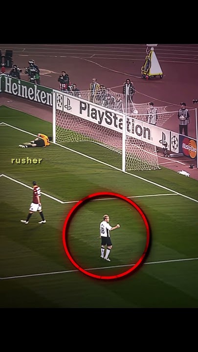 Teleported cristiano #fyp #viral #trend #cristiano #manchester - YouTube