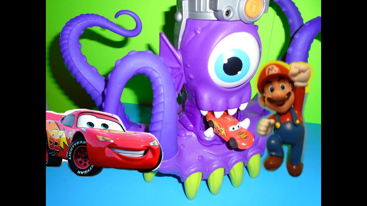Imaginext SPACE TENTACLOR - eats Lightning McQueen and Mario! Octopus ...