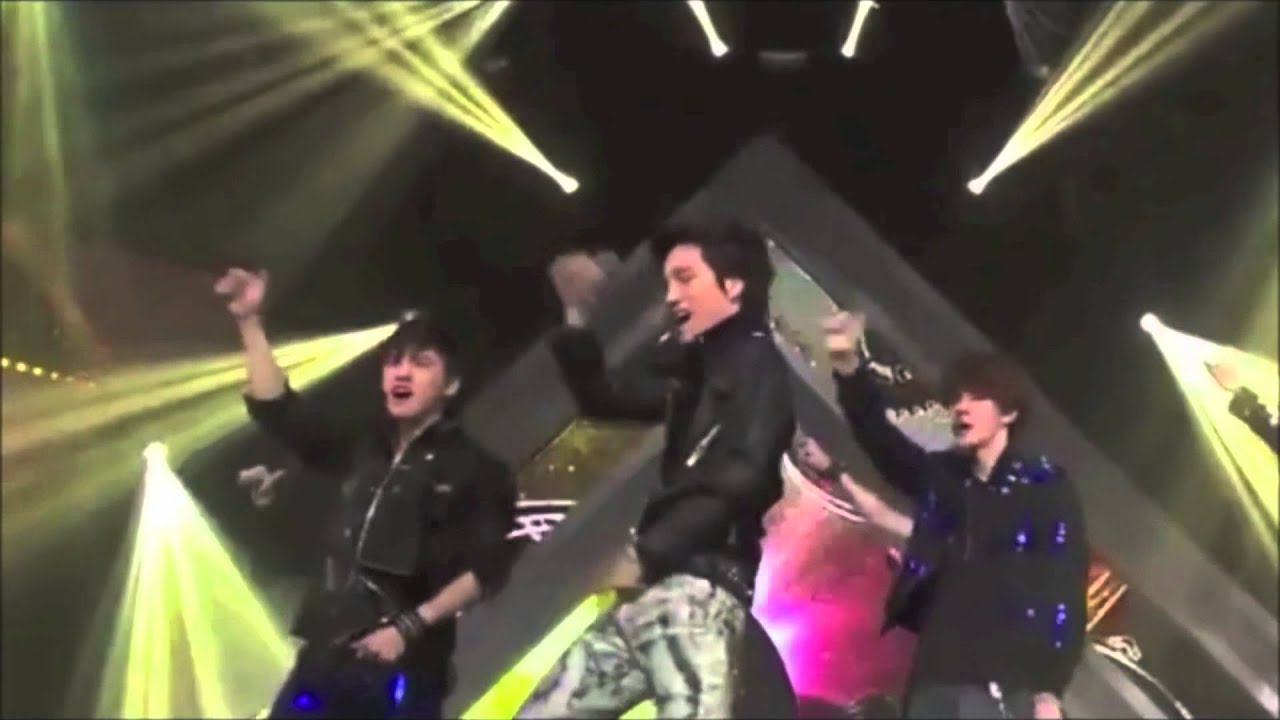 Kai vs Jongin - YouTube