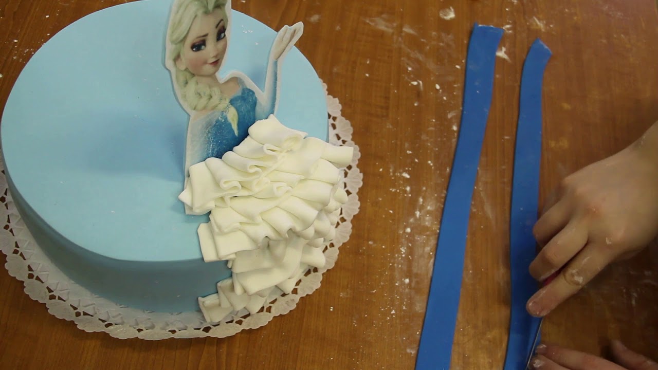 Frozen Elsa cake || Jégvarázs Elza torta - YouTube