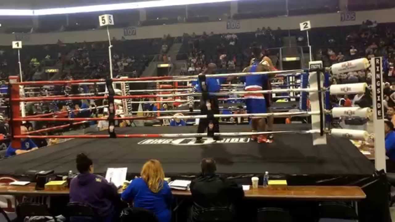 Antonio Mireles vs. Shaka Williams (1st Round) - YouTube