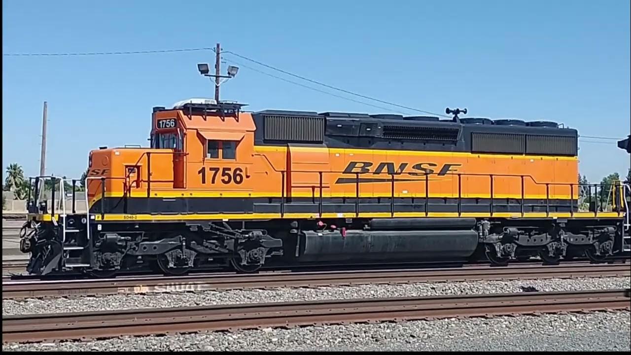 BNSF SD40-2 1756 & B40-8W 507 - YouTube