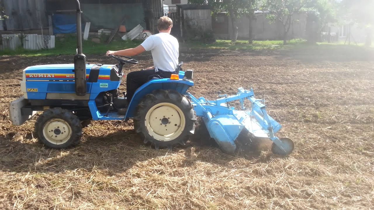Mini traktor Mitsubishi - YouTube
