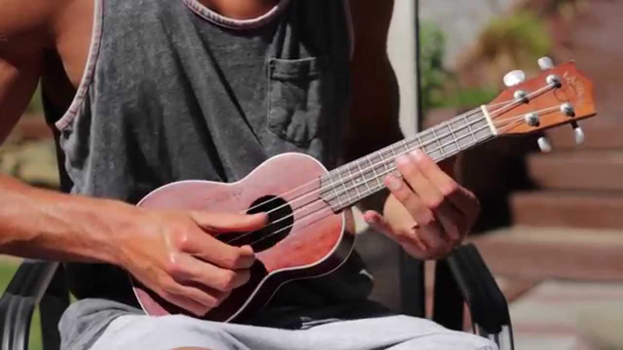 Super Mario Bros. Theme on Ukulele !!! - YouTube