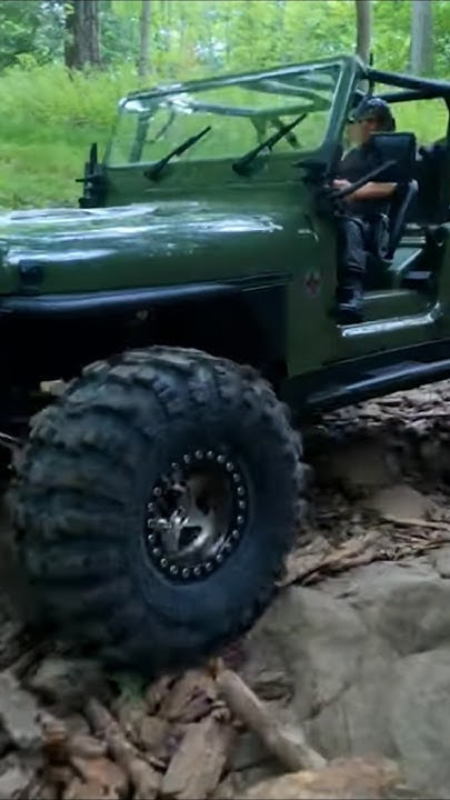 Trailin' ‎Renegade Axial SCX10 III JEEP CJ-7 #subscribe ‎@axialvideos RC Rock Crawler 1/10 ...