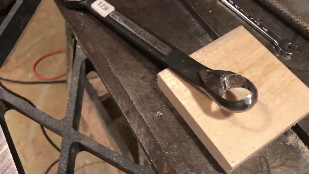 Make Your Own Spoon Knife - YouTube