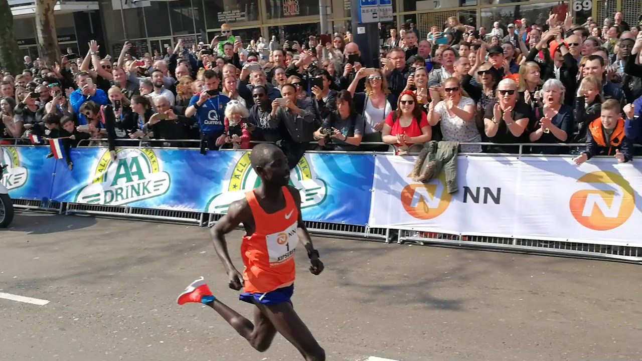 Marathon Rotterdam 2019 finish! - YouTube