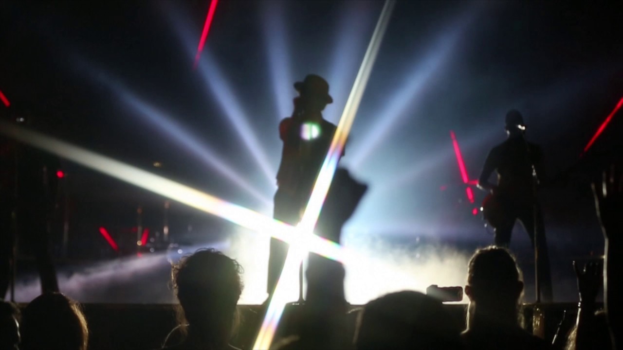 24K Magic in the air. - YouTube