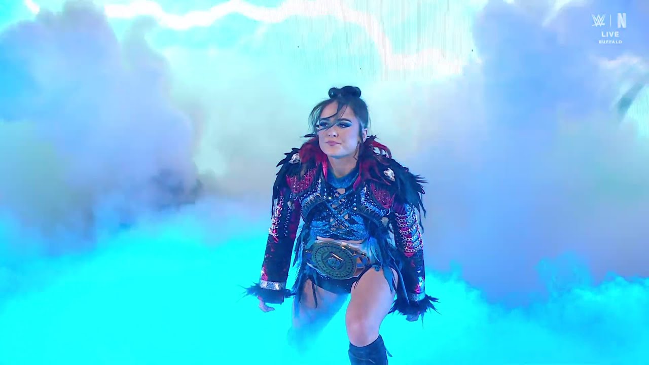 Lyra Valkyria Entrance - WWE Monday Night RAW, March 3, 2025 - YouTube