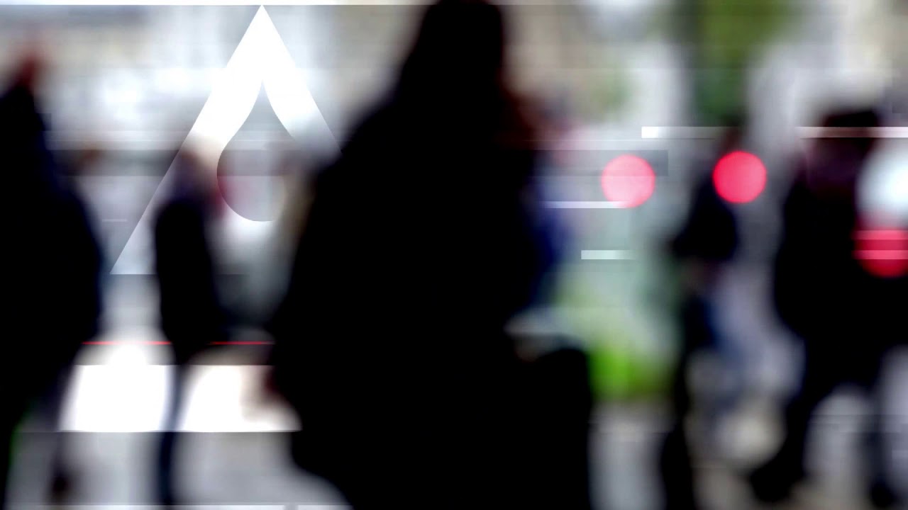 People Crossing Street (Glitched) - Free City Road Footage - YouTube