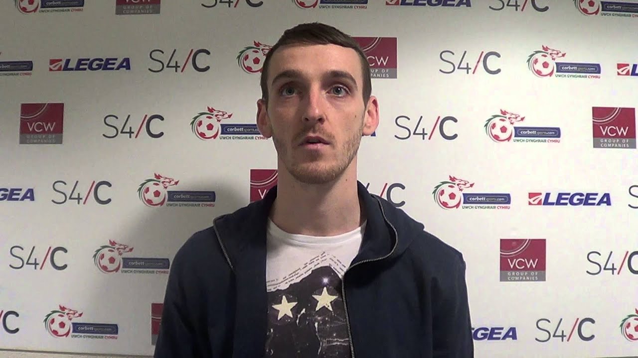Jamie Mullan signs for The New Saints - YouTube