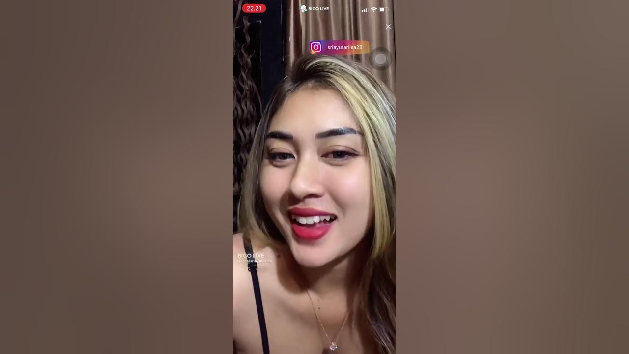 sri ayu tarisa - YouTube